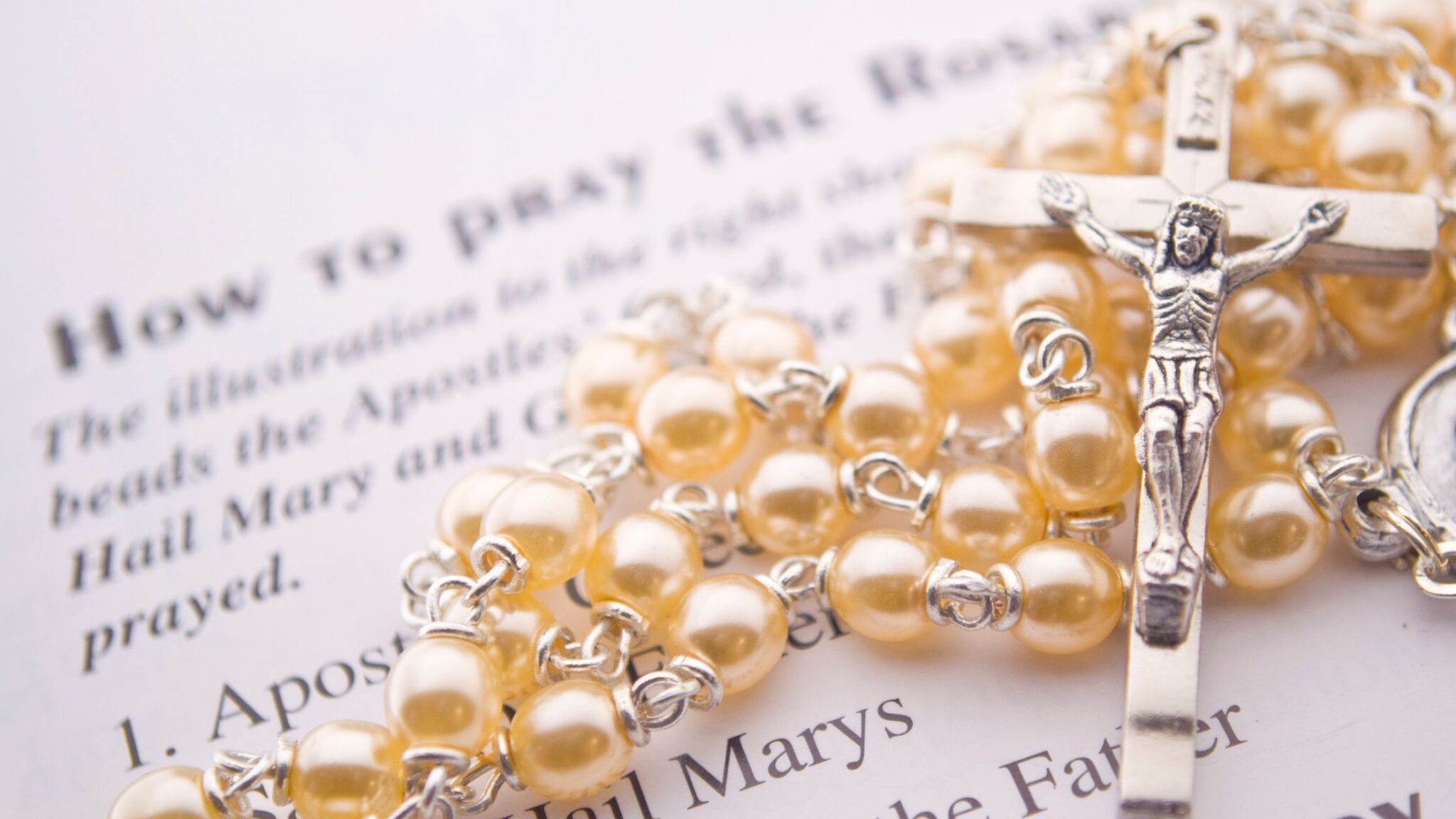 How to Pray the Rosary Step by Step for Beginners